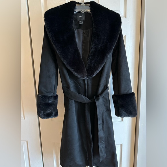 Forever 21 | Jackets & Coats | Faux Fur Trim Coat | Poshmark